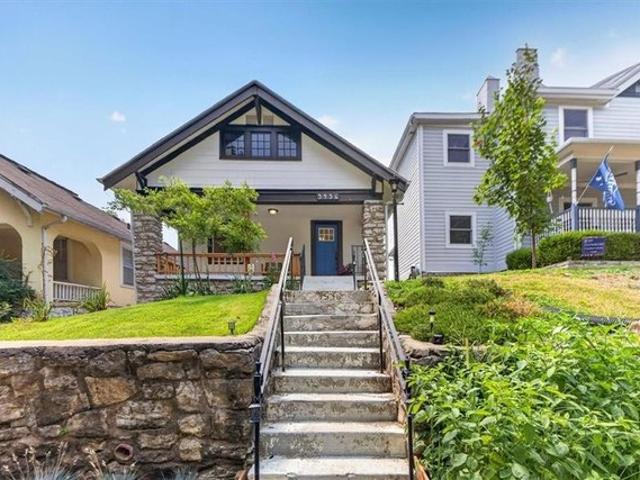 3936 Holmes St, Kansas City, MO 64110