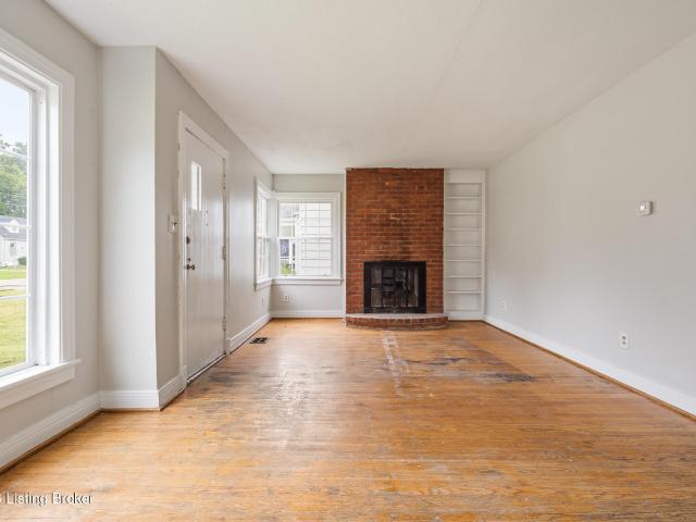 3936 Kennison Ave