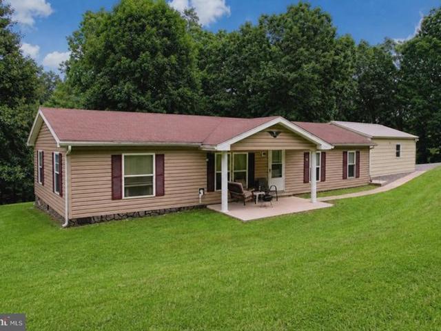 3936 Penneroil Rd, New Creek, WV 26743