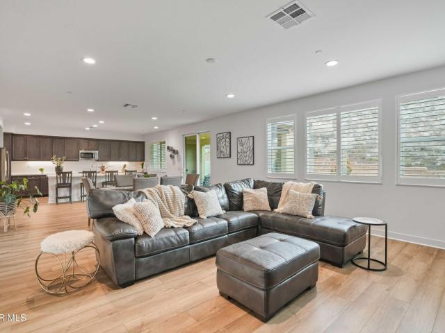 3936 Saddle Dr, Palmdale, CA