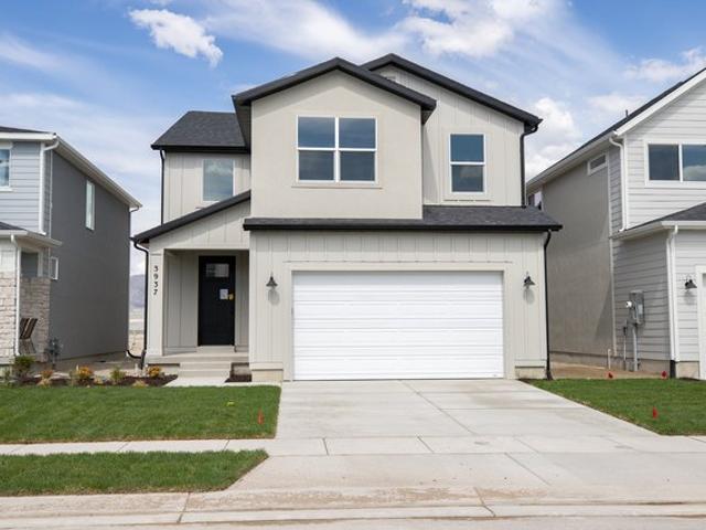 3937 N Christopher St Unit 117, Eagle Mountain, UT 84005