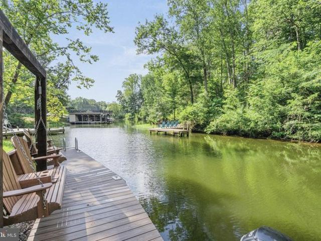 3937 Breaknock Rd, Bumpass, VA 23024