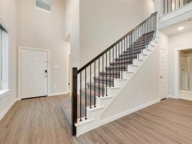 3937 Rochelle Lane
