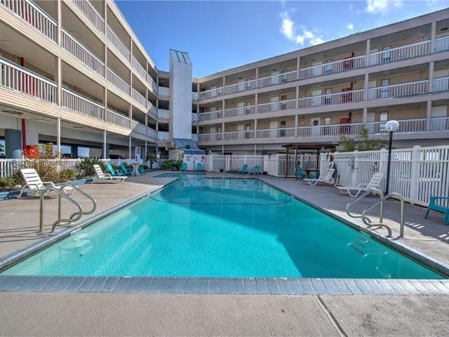 3938 Surfside Boulevard 2235