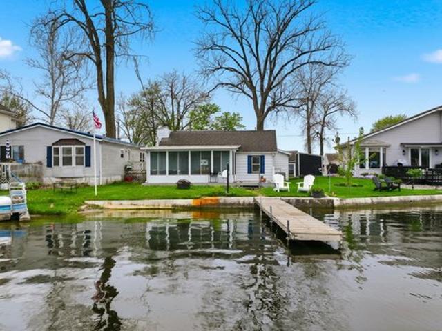3938 W Lakeshore Dr 57 # Columbia City, IN 46725