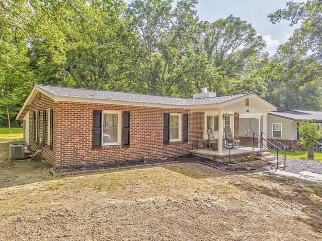 3939 Miller Dr NE, Dalton, GA 30721