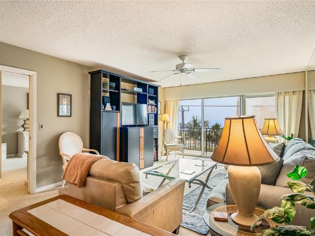 3939 Ocean Dr, Unit 408C, Vero Beach, FL 32963 | MLS #287022