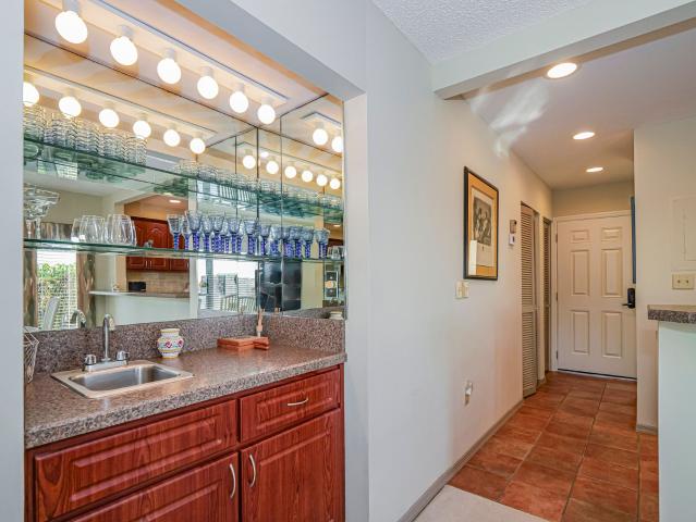 3939 Ocean Drive Unit# 201B, Vero Beach, US, FL