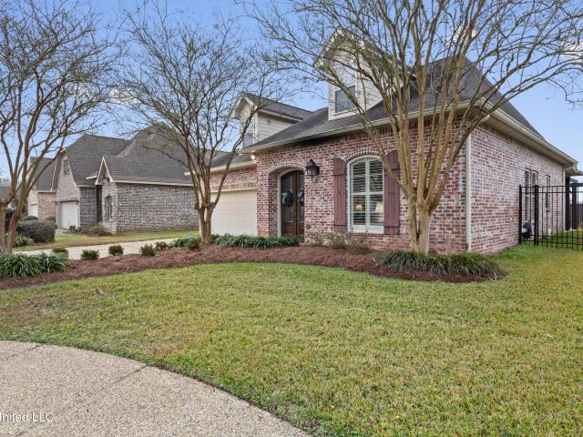 3939 Acadian Village Dr, Ocean Springs, MS 39564 | MLS #4135