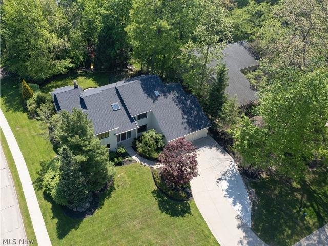 3939 Beechmont Trail