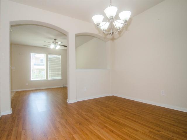 3939 Calgary Circle