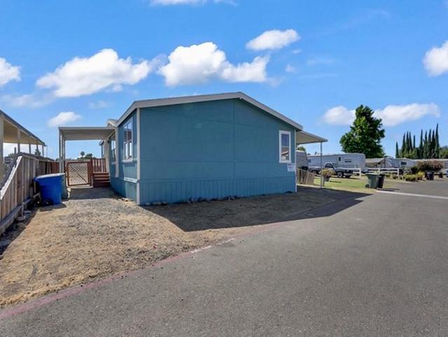 3939 Central Ave Spc 35, Ceres, CA 95307