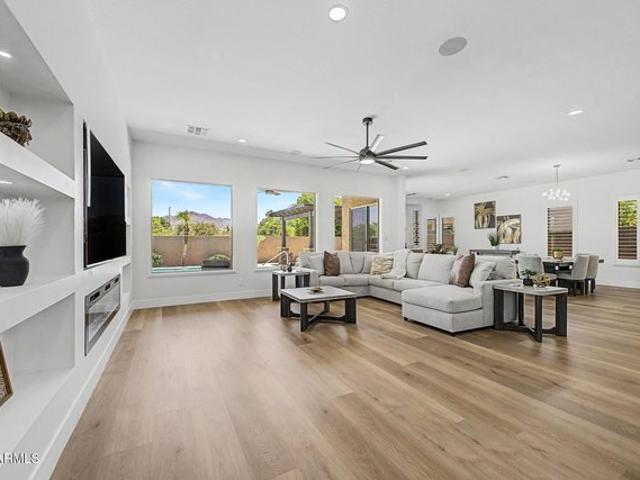 3939 E Dubois Ave, Gilbert, AZ 85298