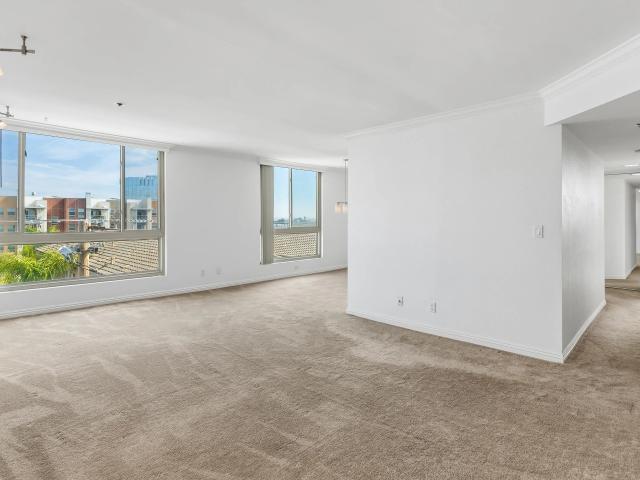 3939 Illinois St, Unit 4D, San Diego, CA 92104 | MLS #260008 | Compass
