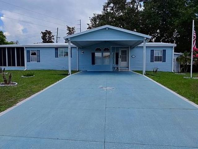 39304 Keiths Cir, Zephyrhills, FL 33542