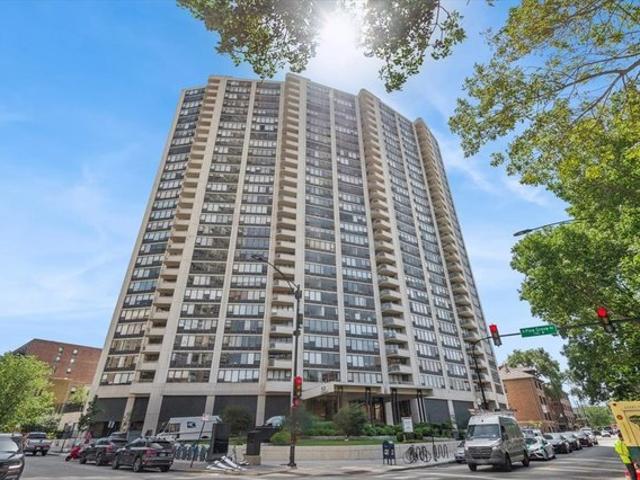 3930 N Pine Grove Ave Apt 2304, Chicago, IL 60613