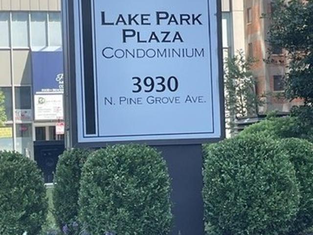 3930 N Pine Grove Ave Apt 707, Chicago, IL 60613