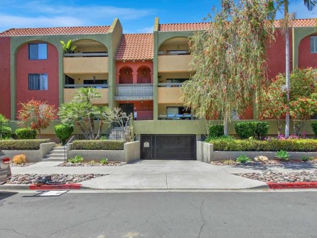 3930 Centre St 104, San Diego, CA 92103