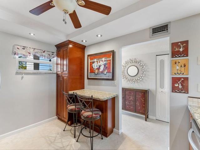 3930 Inverrary Blvd Apt 505D, Lauderhill, FL 33319