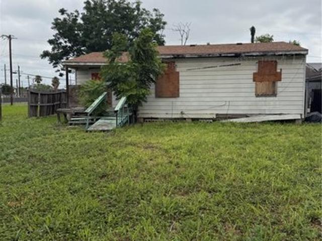 3930 Leigh Dr, Corpus Christi, TX 78408