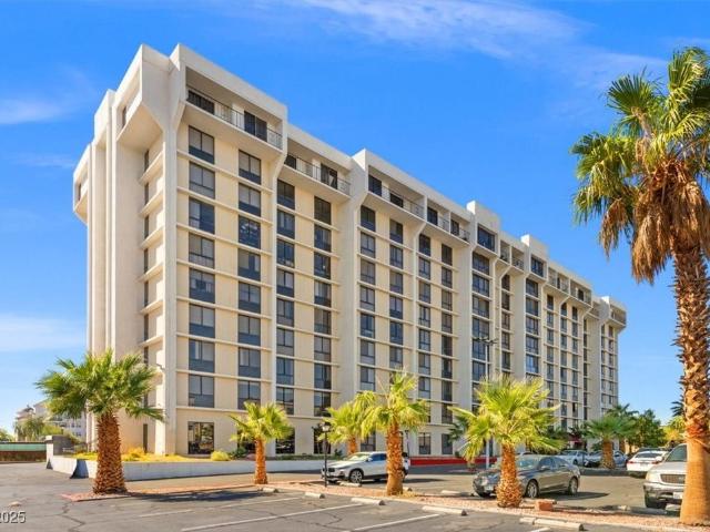 3930 S University Center Dr, Unit 902, Las Vegas, NV 89119 | MLS #2728