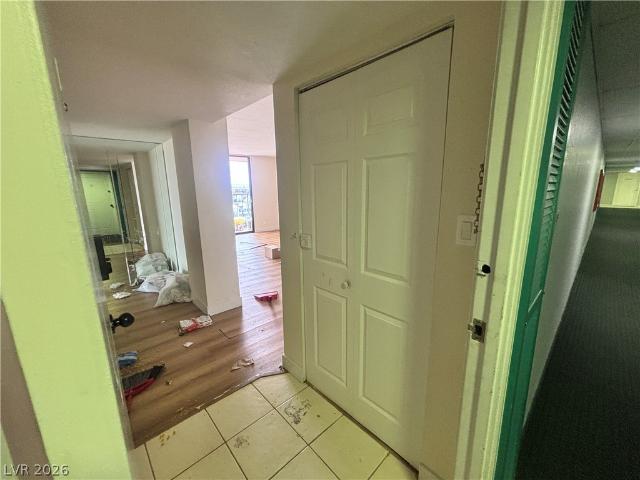 3930 S University Center Dr, Unit 1002, Las Vegas, NV 89119 | MLS #2763