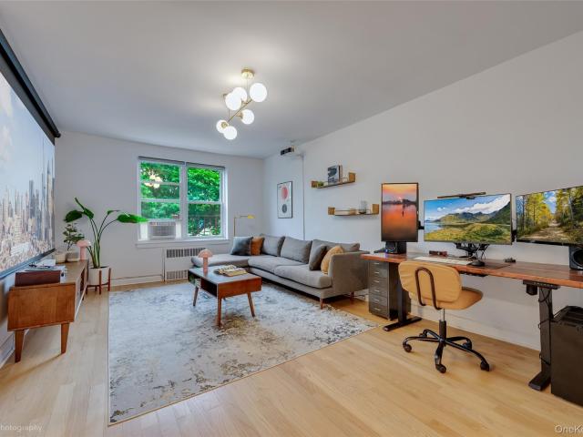 3930 52nd Street 2G