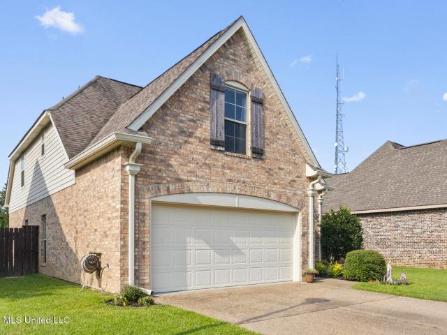 3931 Acadian Village Drive