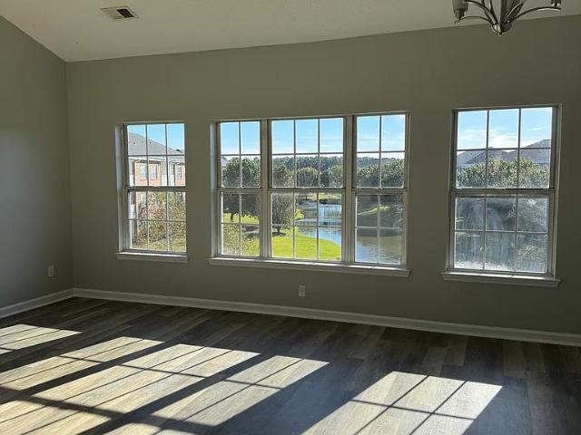 3931 Gladiola Ct. 302