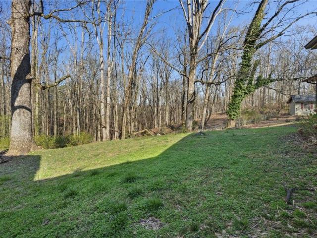 3931 Green Dr, Gainesville, GA 30506 | MLS #7746