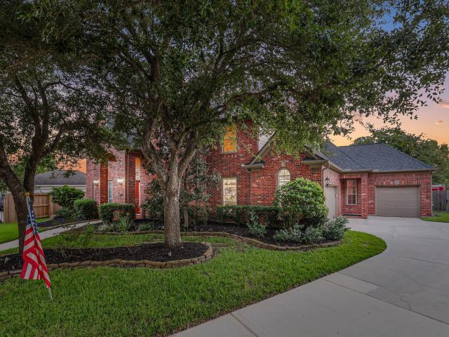 3931 Lake Hawkins Lane