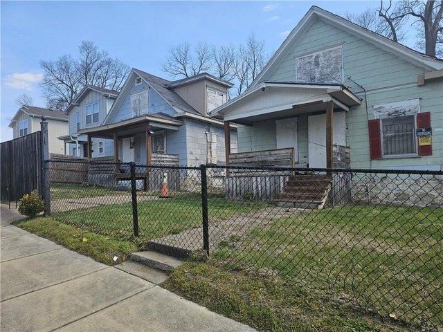 3931 Park Avenue, Kansas City, MO 64130