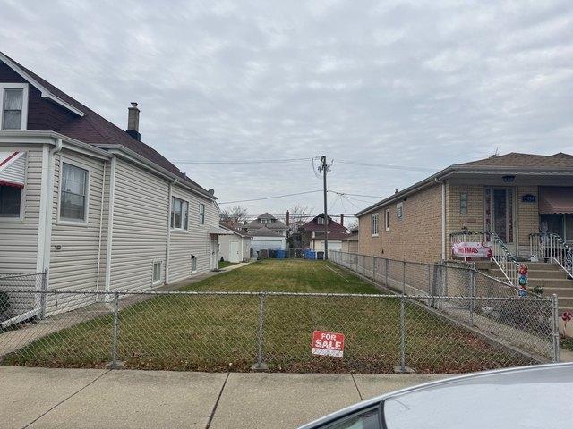3932 N Oak Park Ave, Chicago, IL 60634
