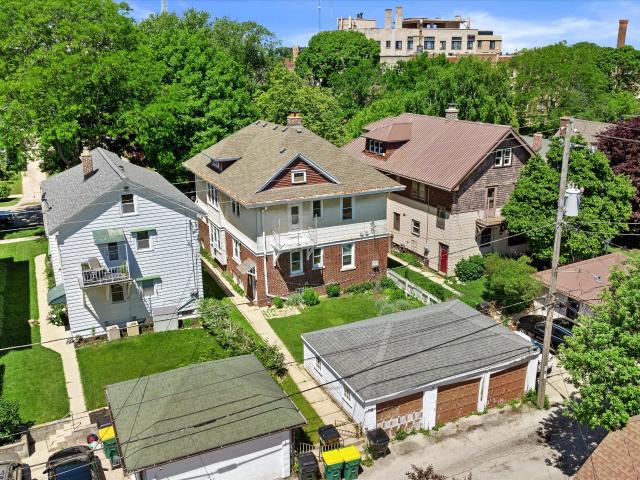 3932 N Maryland Ave, Unit 3934