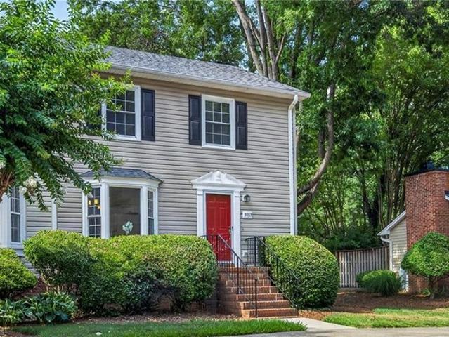 3932 New Garden Park, Greensboro, NC 27410
