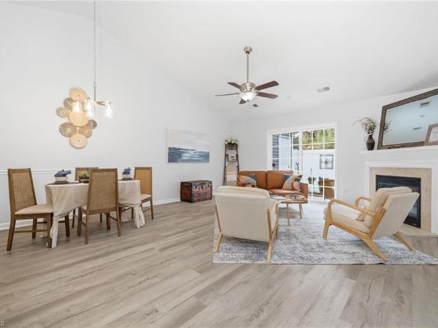 3932 Creekside Court