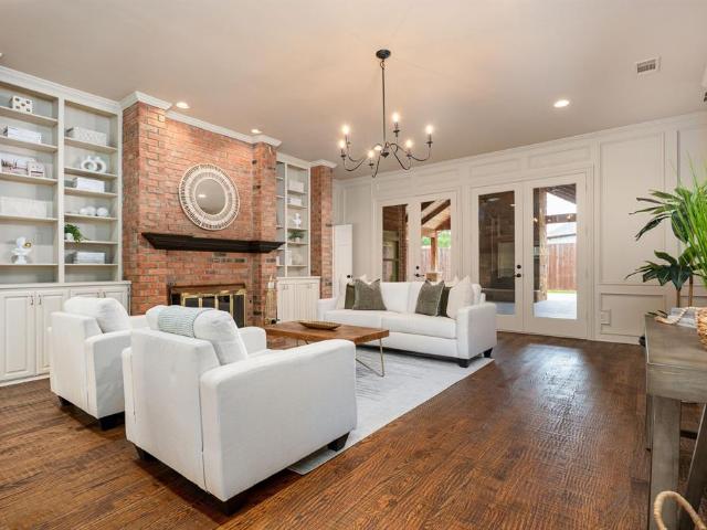 3932 Esquire Drive
