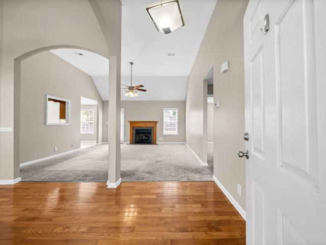 3932 Gaine Dr