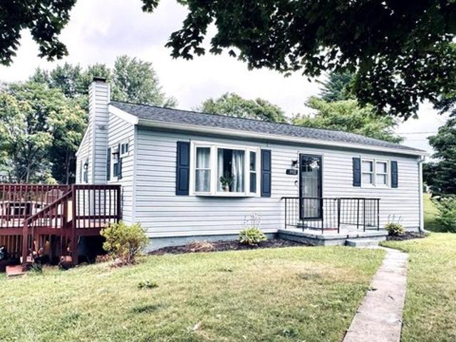 3932 Shiloh Ave, Hampstead, MD 21074