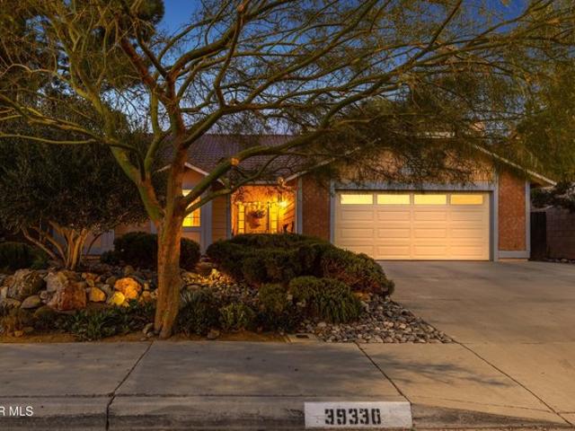 39330 Gainsborough Dr, Palmdale, CA 93551