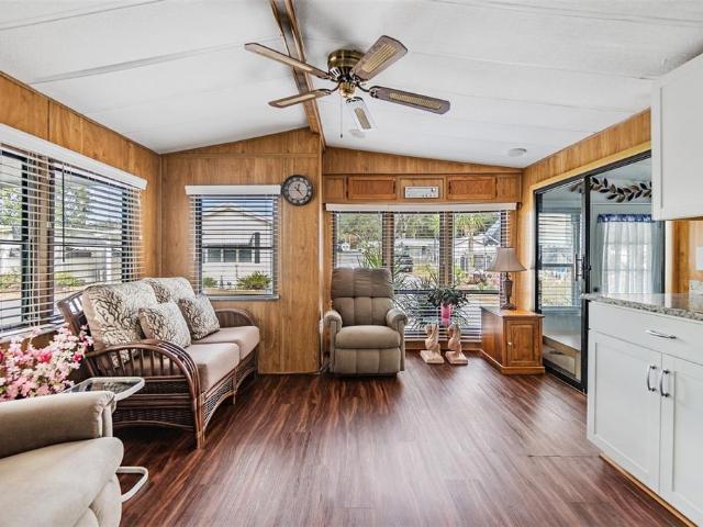 39334 Maher Dr, Zephyrhills, FL 33542 | MLS #TB8436
