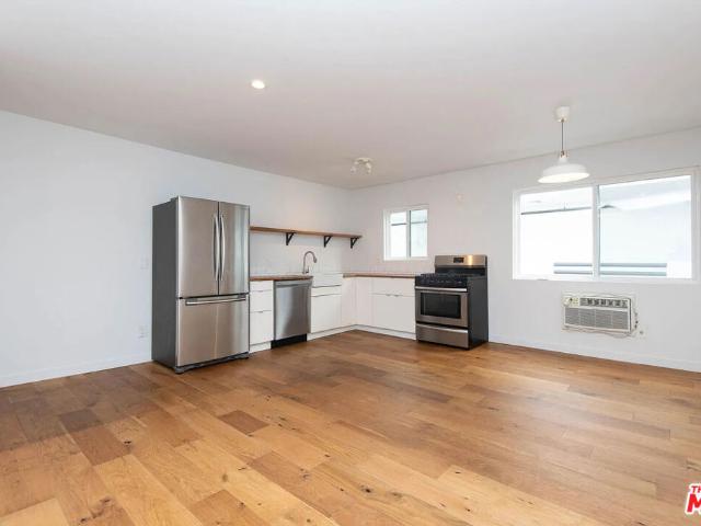 3933 Marathon Street 105B
