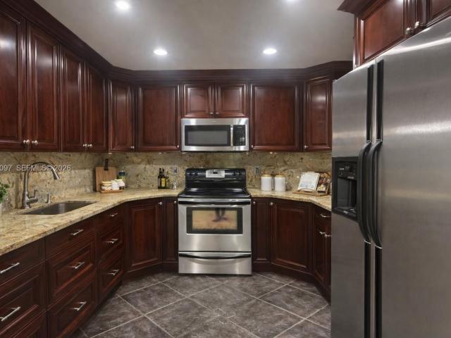 3933 Cocoplum Cir, Unit 3518, Coconut Creek, FL 33063 | MLS #A11767