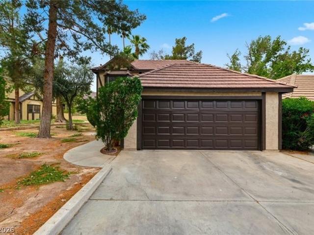 3933 Edgemoor Way, Las Vegas, NV 89121