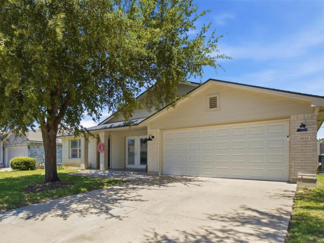 3933 Rolling Canyon Trl