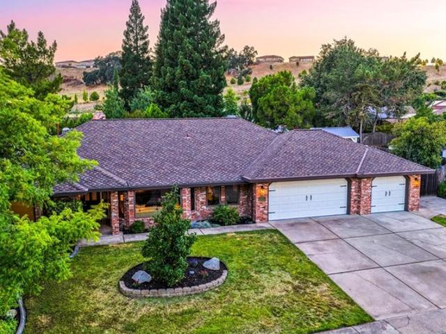 3933 Sweetwater Dr, Rocklin, CA 95677
