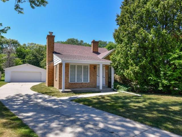 3933 S 69th St, Milwaukee, WI 53220