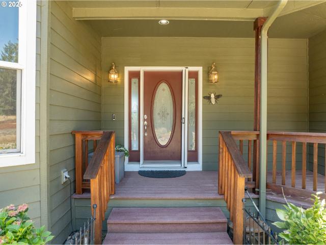 3933 s kings valley hwy