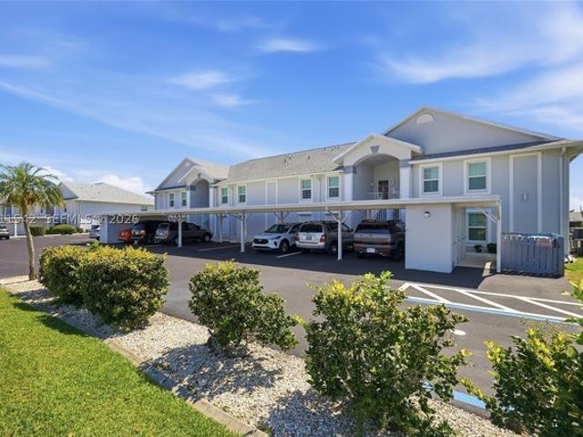 3933 SE 11th Pl Unit 208, Cape Coral, FL 33904