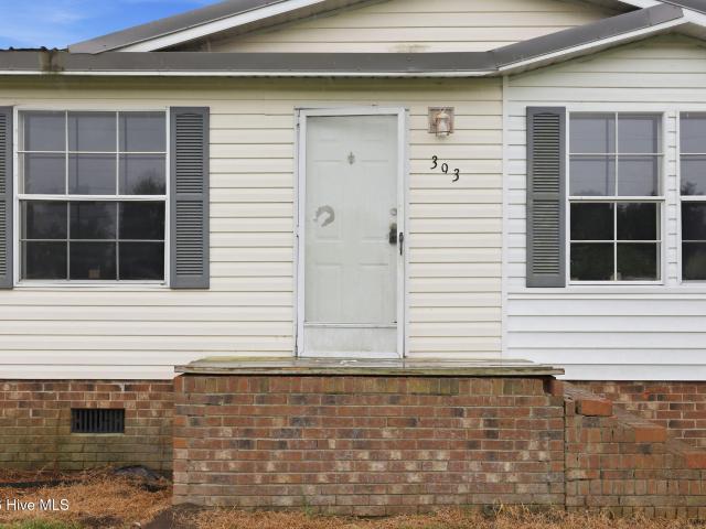 393 Abbott Farm Road